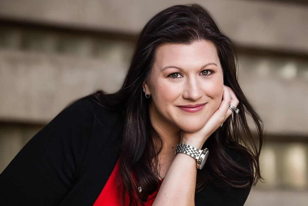 ‘High Heels and Handguns’ by Lisa Heartman » Images Arizona