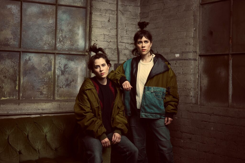 ZONA: Setting the Stage for Music Discovery » Images Arizona